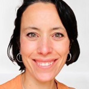 ELENA ARIENZA FERNANDEZ » Find a Guide – Asociación Española de Guías ...